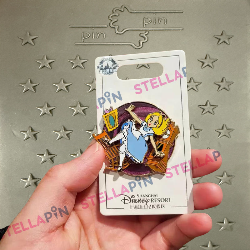 SHDL-Alice in Wonderland Shrinking Scene – STELLAPIN